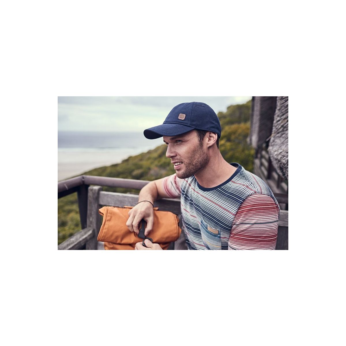 Czapka z daszkiem BUFF BASEBALL CAP SOLID NAVY - sklep polarsport