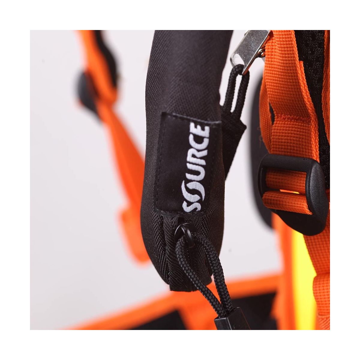 Osłona SOURCE TUBE INSULATOR BLACK - Sklep Polarsport